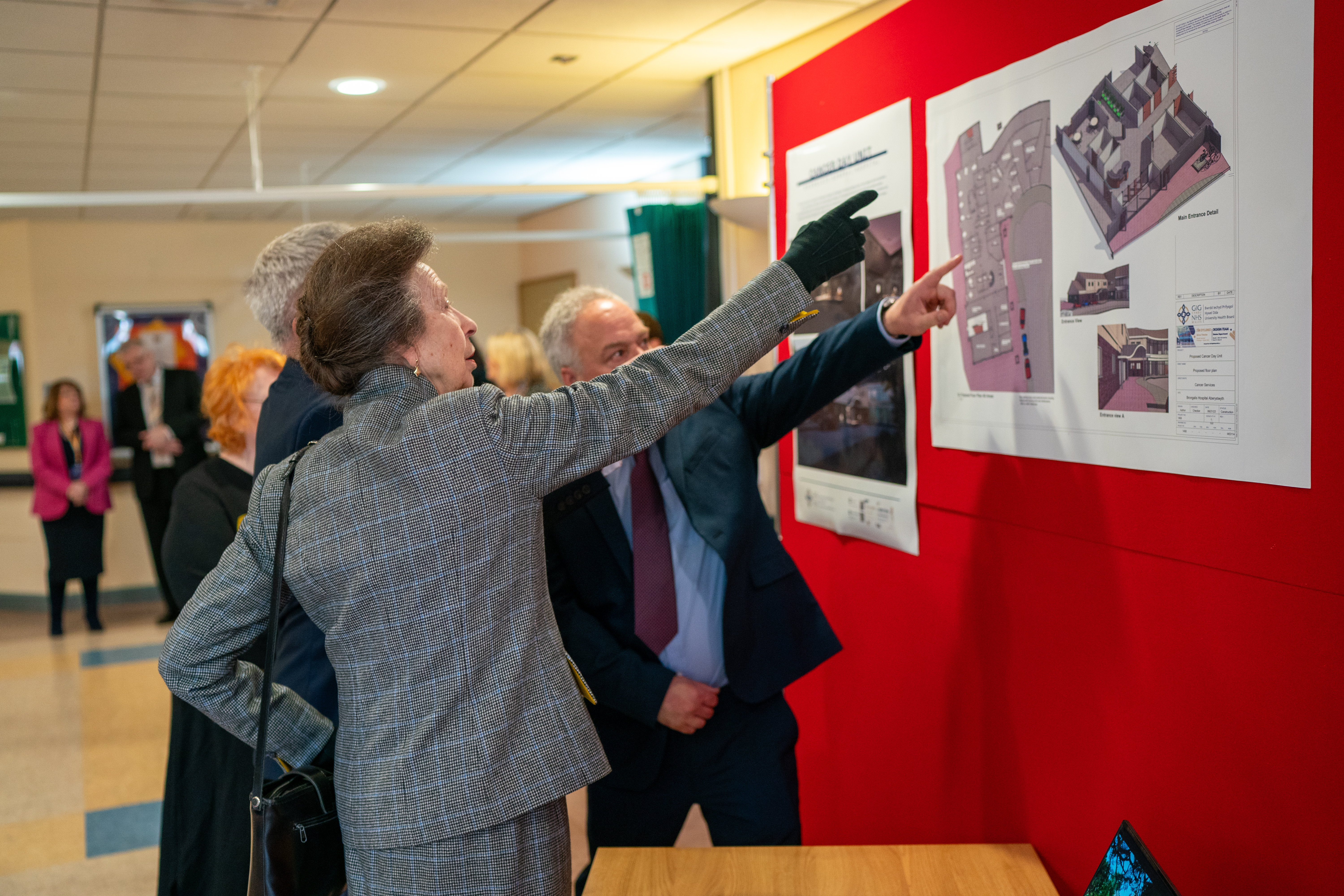 HRH The Princess Royal Visits Mobile Support Unit Delivering Cancer ...