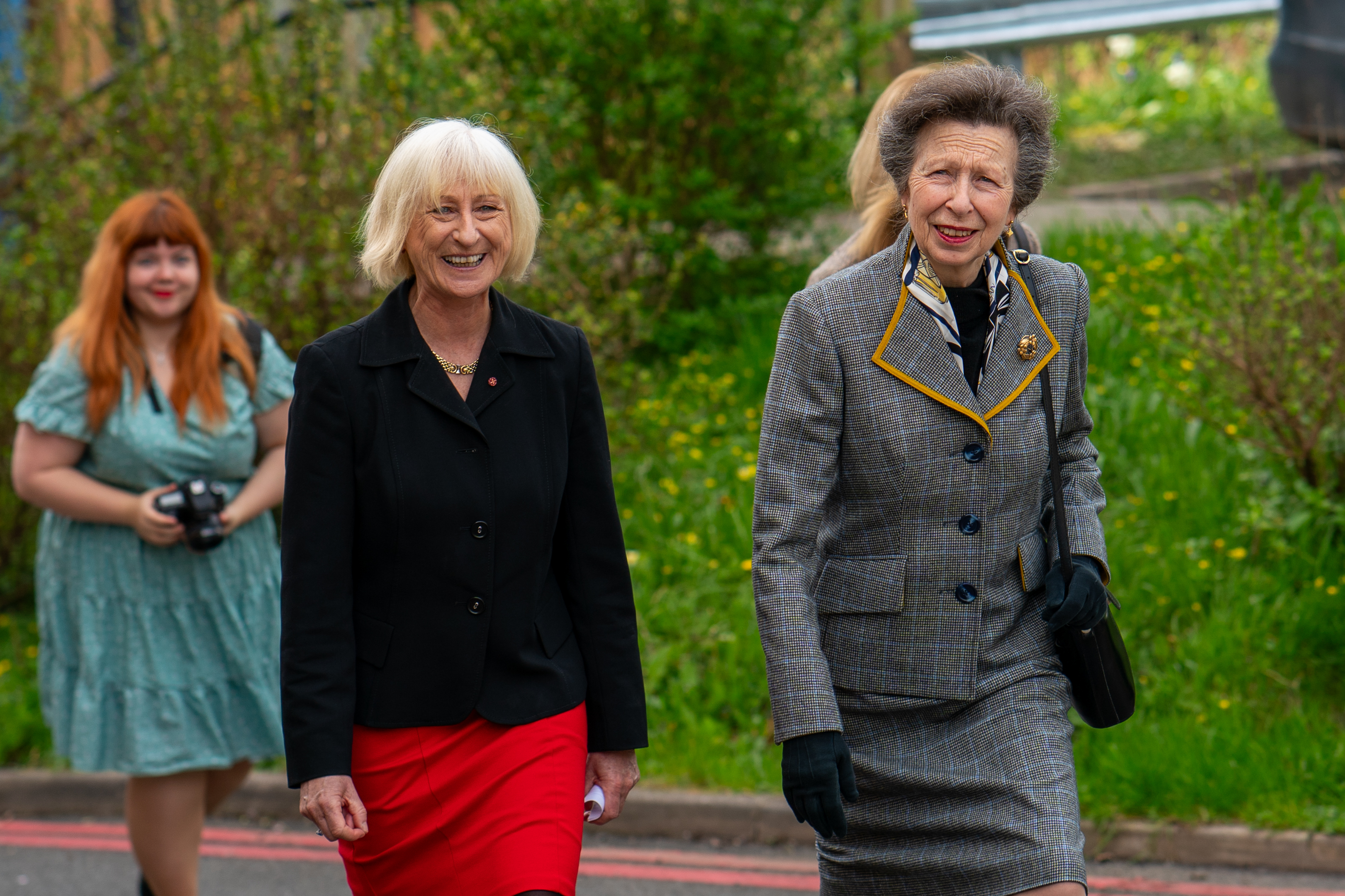 HRH The Princess Royal Visits Mobile Support Unit Delivering Cancer ...